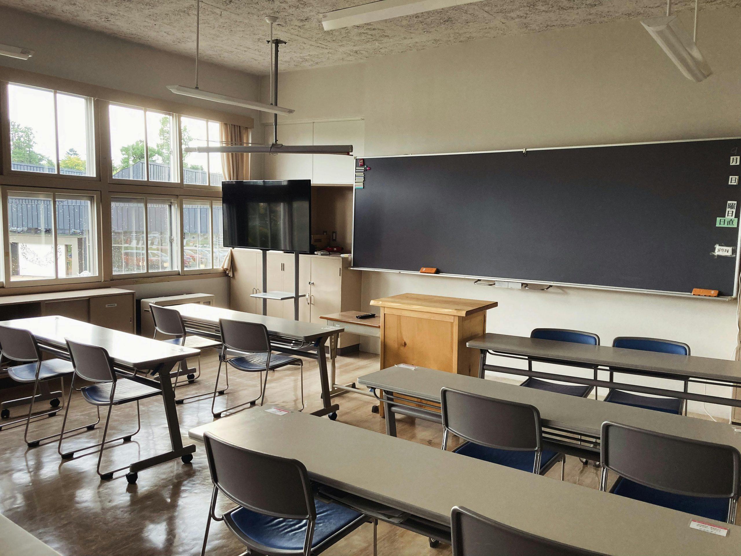 University Cleaning Chicago -Get a Free Quote! - Call to: 1-773-800-2524
